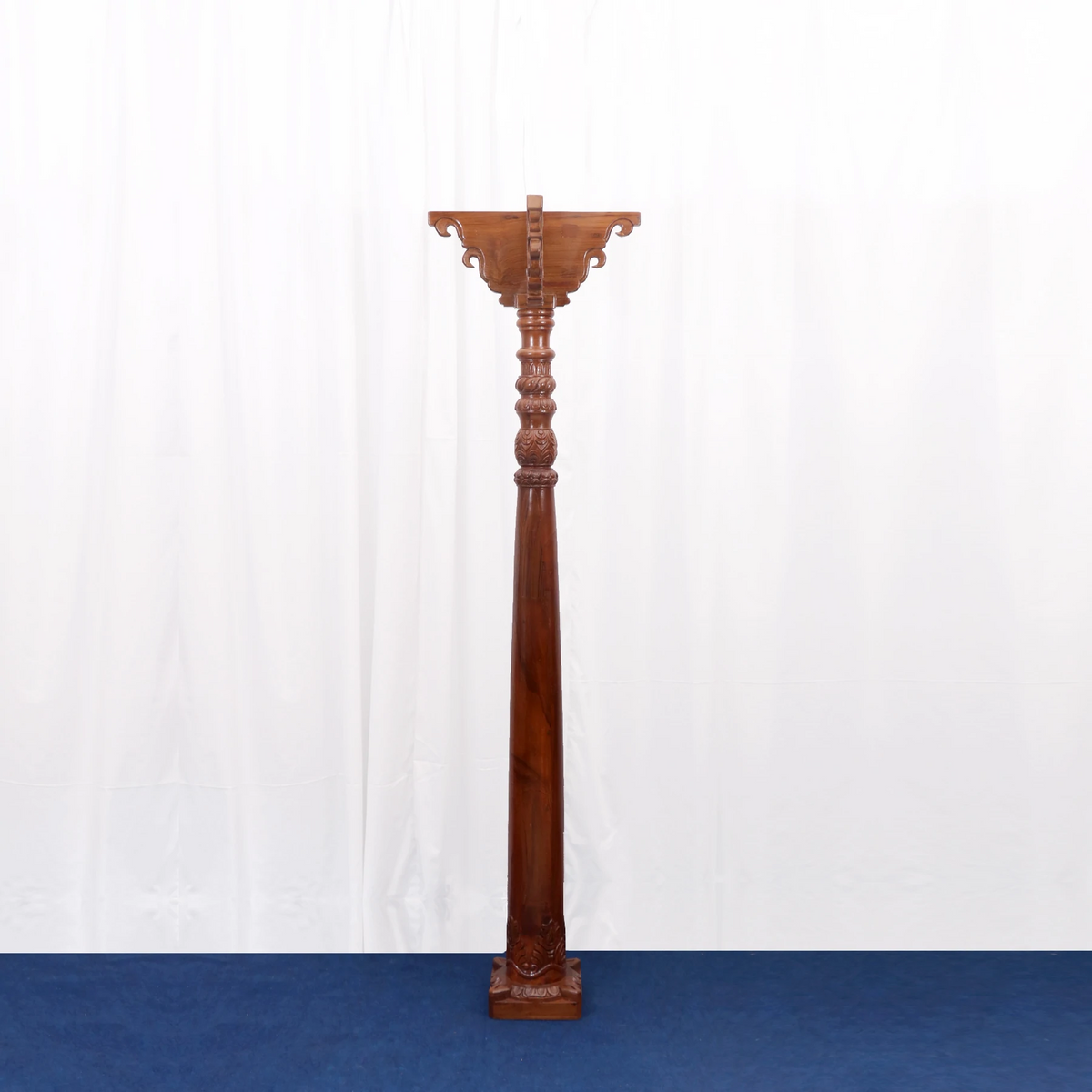 Trendy and Traditional Wooden Pillar Design That Match To Your Home