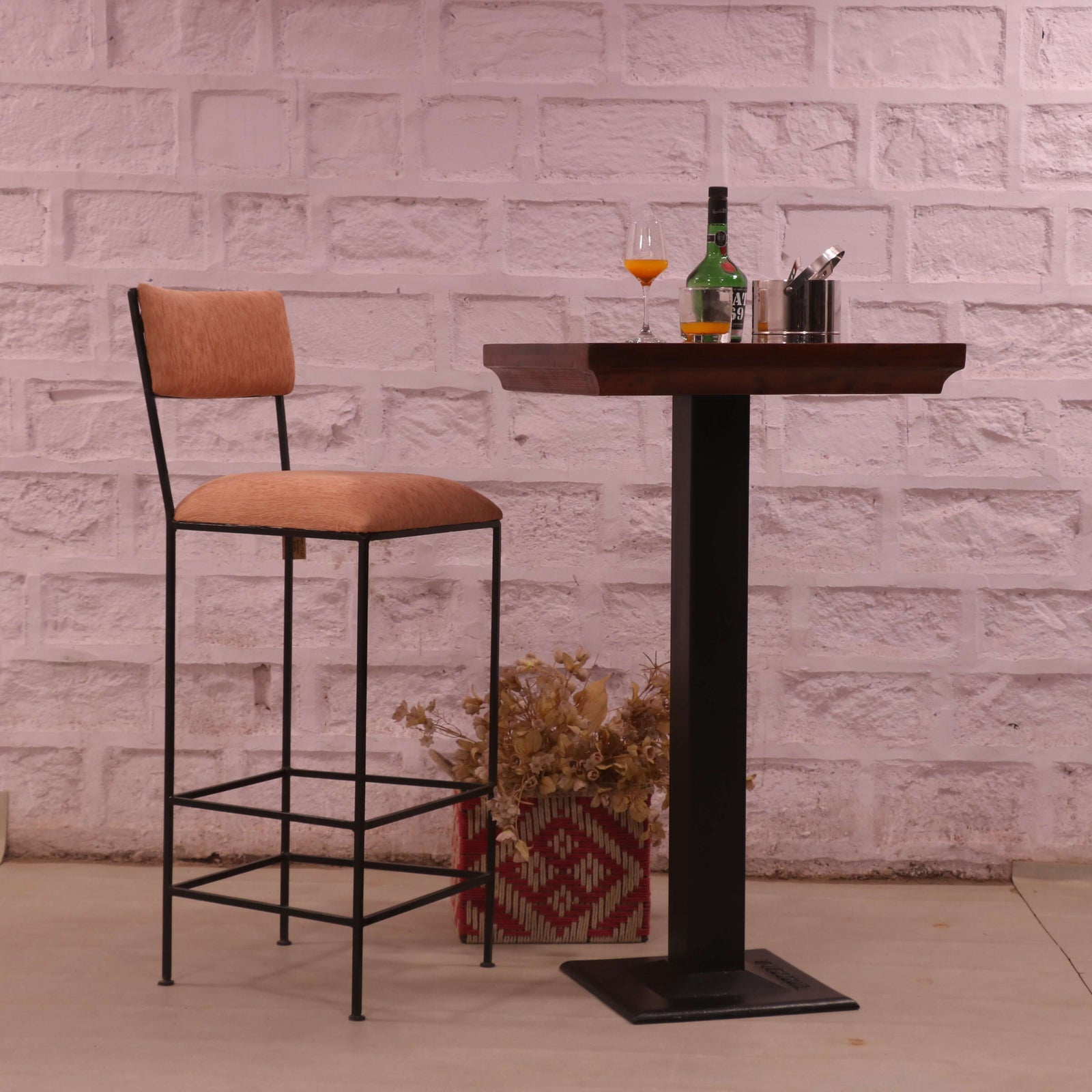 Bar Table