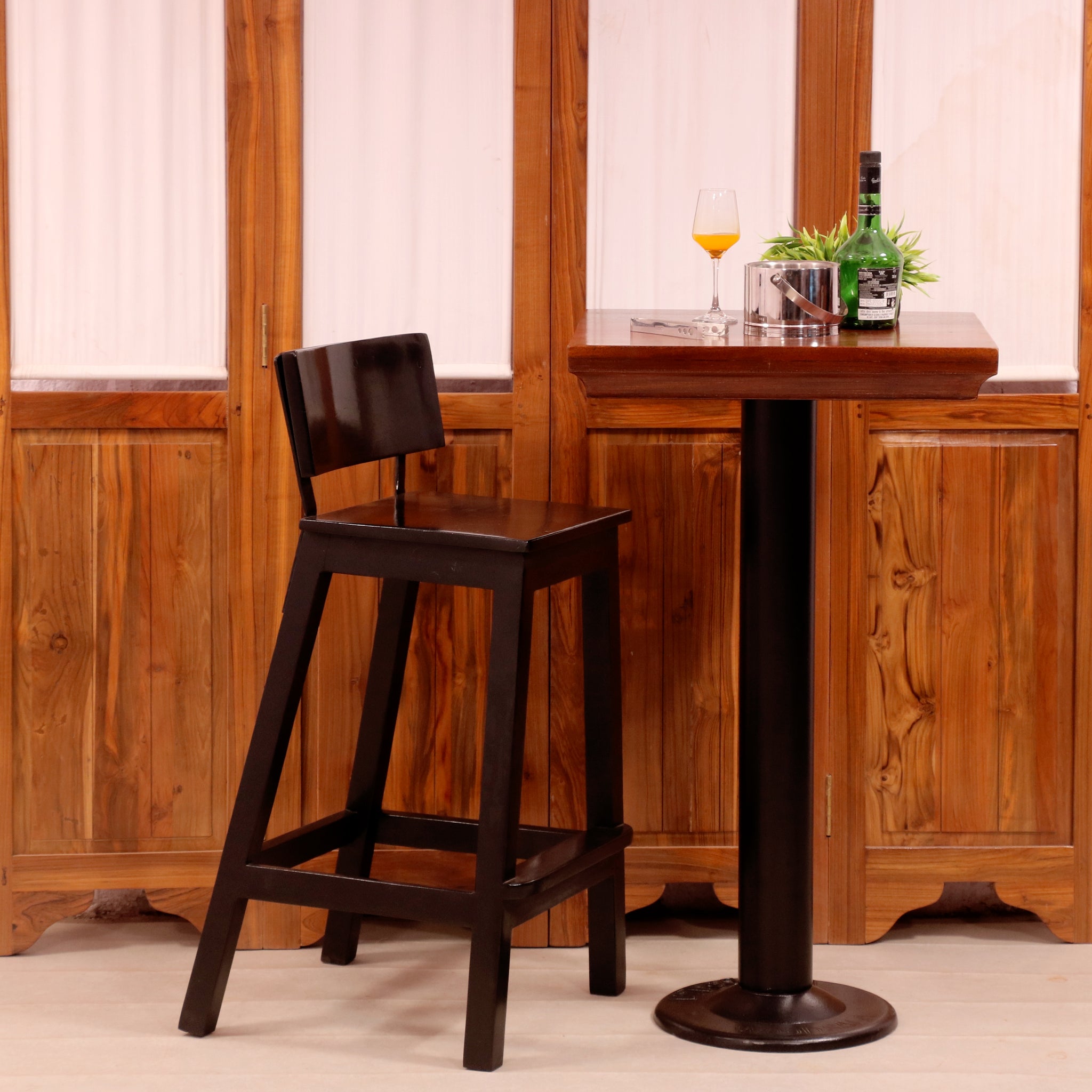 Elevate Your Space with a Classic Black Bar Chair - Timeless Elegance ...