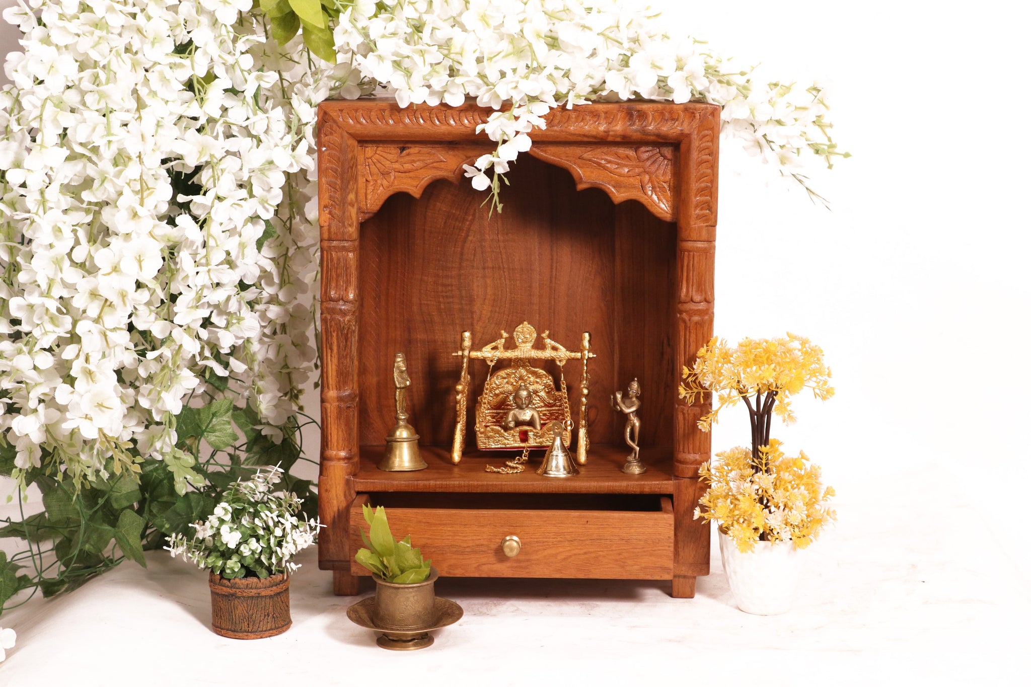 Heritage Design Compact Solid Wooden Temple